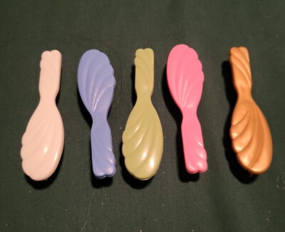 Barbie Shell Brushes lot Of 5 1990s White Pink Blue Green Gold Pastel ...