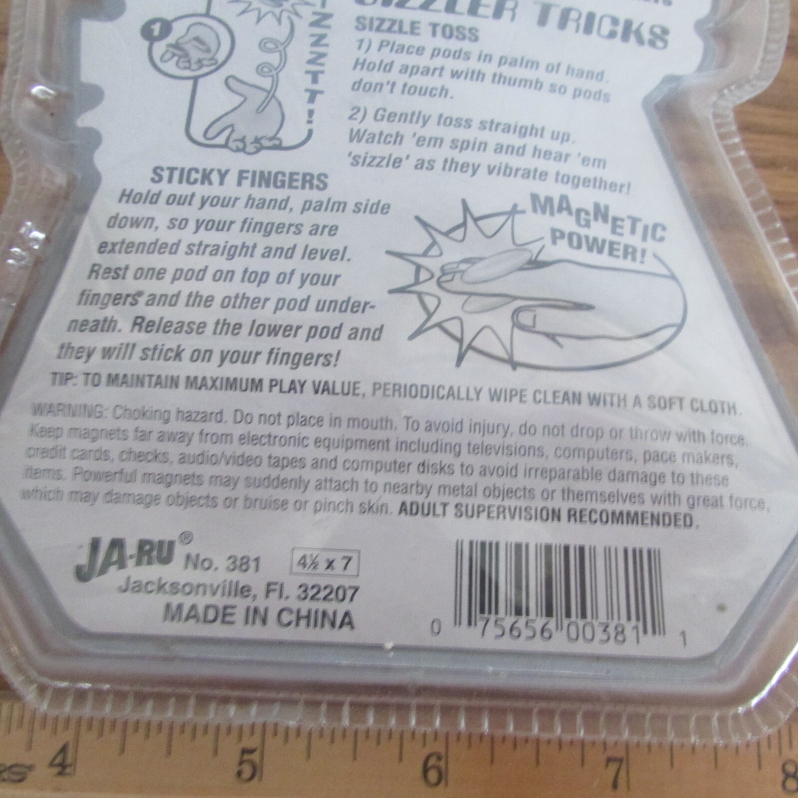 Sizzlers Noise Magnets - Sonic Sound Magnet - Joke, Gag, Prank ...