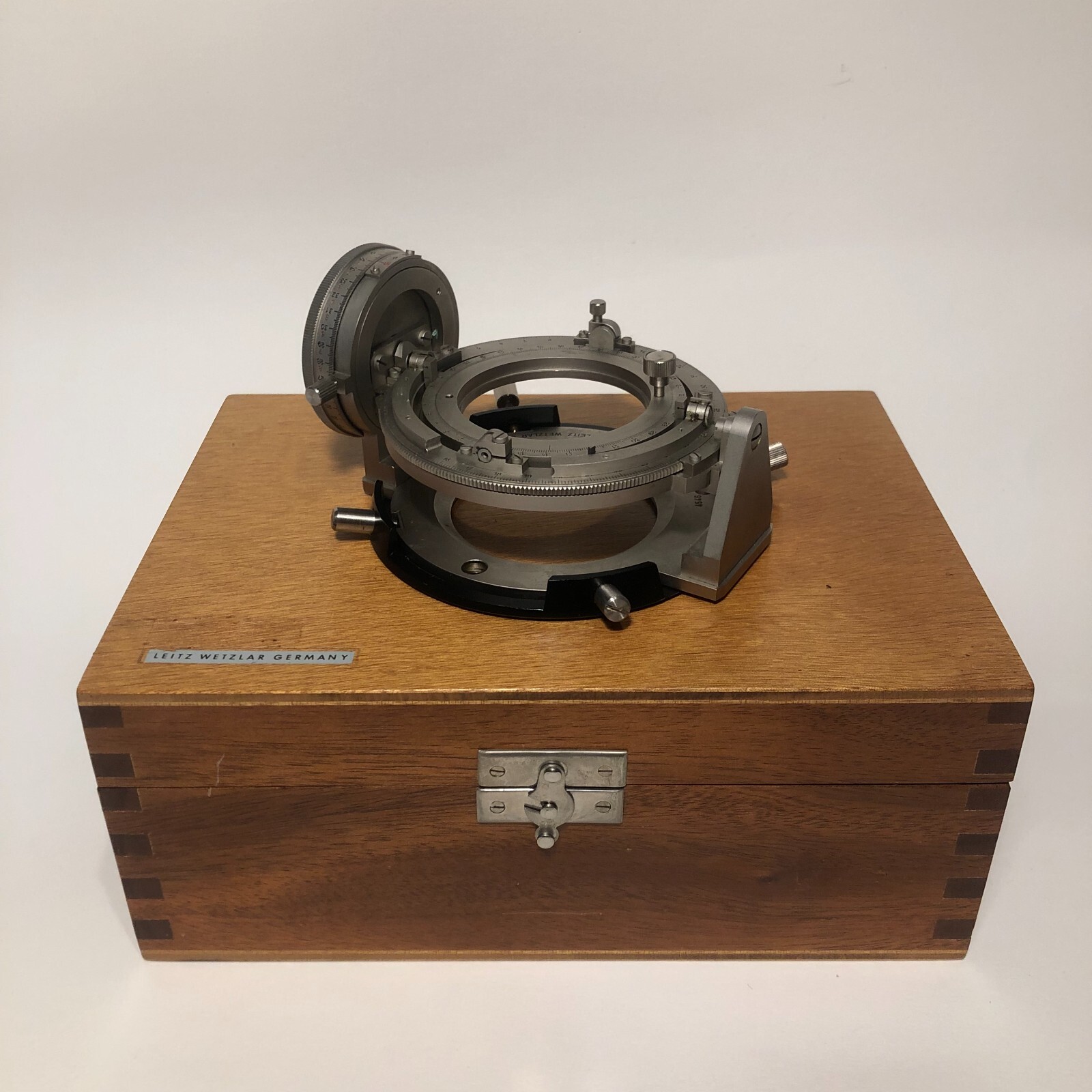 Ernst Leitz Wetzlar Universal Rotary Stage 4 Axis UT-4 w/ Case For ...