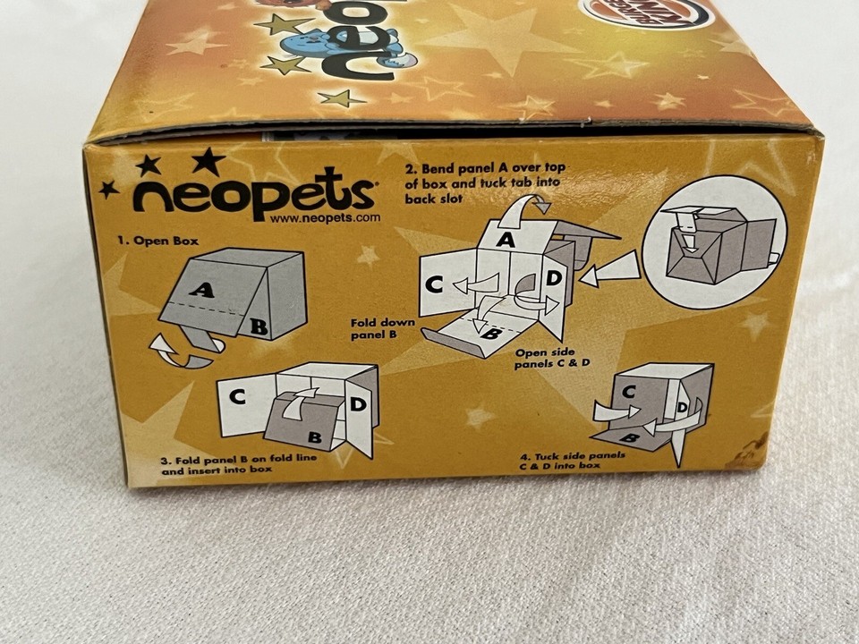 Neopets Green DISCO Jub Jub In Krawk Island Box Burger King collectible ...