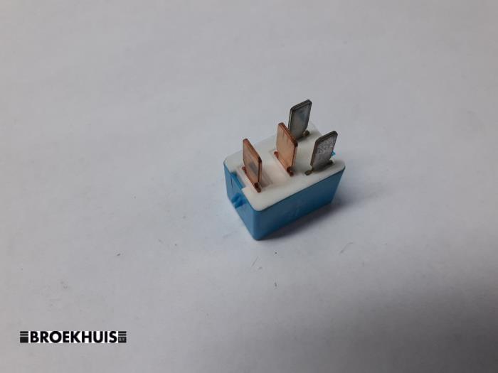 9008087026 Relais TOYOTA Tundra Pick-up (K5, K6) P20295633 | eBay