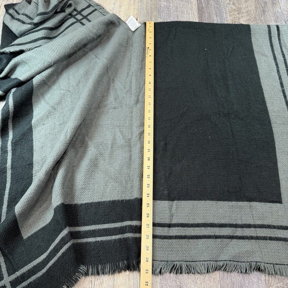Woolrich Women’s Reversible Poncho Cape Wrap Shawl Black Gray Fringe ...