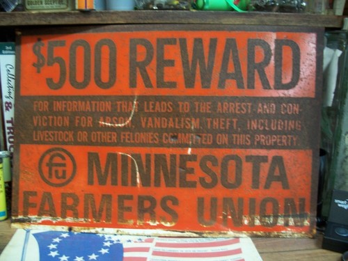 MINNESOTA FARMERS UNION $500 REWARD Metal Farm TIN Sign Cattle Theft 18 ...