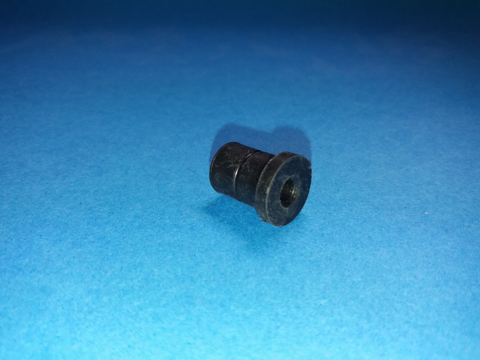Small Rubber Buffer for Husqvarna 340 345 346 350 351 353 357 359 ...