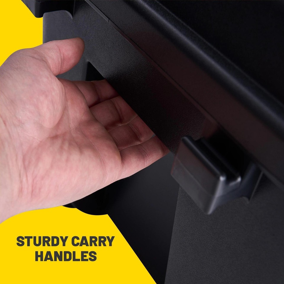 Sportsmans Trunk 27-Gal Heavy Duty Lockable Wheeled Storage Box Angler ...