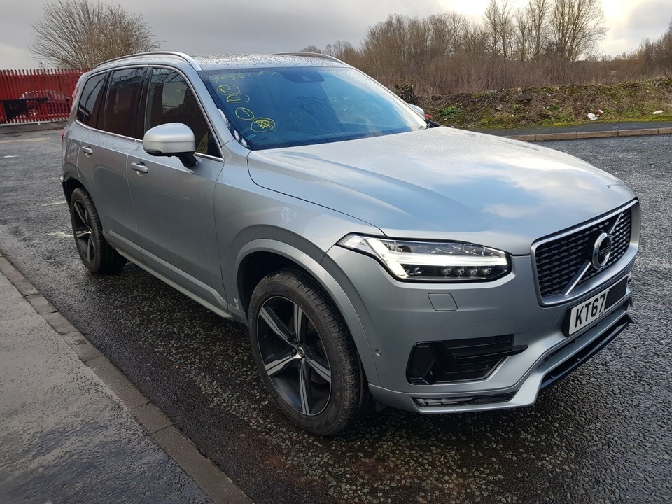 Volvo XC90 R Design 2018 Front Windshield Camera Control Unit 32209885 ...