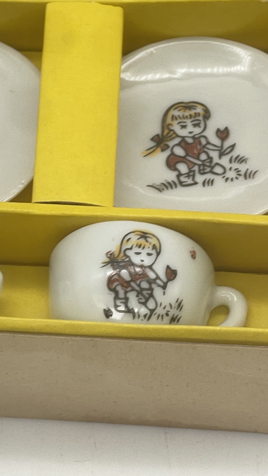 VINTAGE TOY CHINA TEA SET MADE IN JAPAN - 9 PIECES CHILDS TEA PARTY - W ...