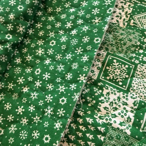 VTG 80s Pre-Quilted Double Sided Calico Fabric Green Whit Padded 1 yrd ...