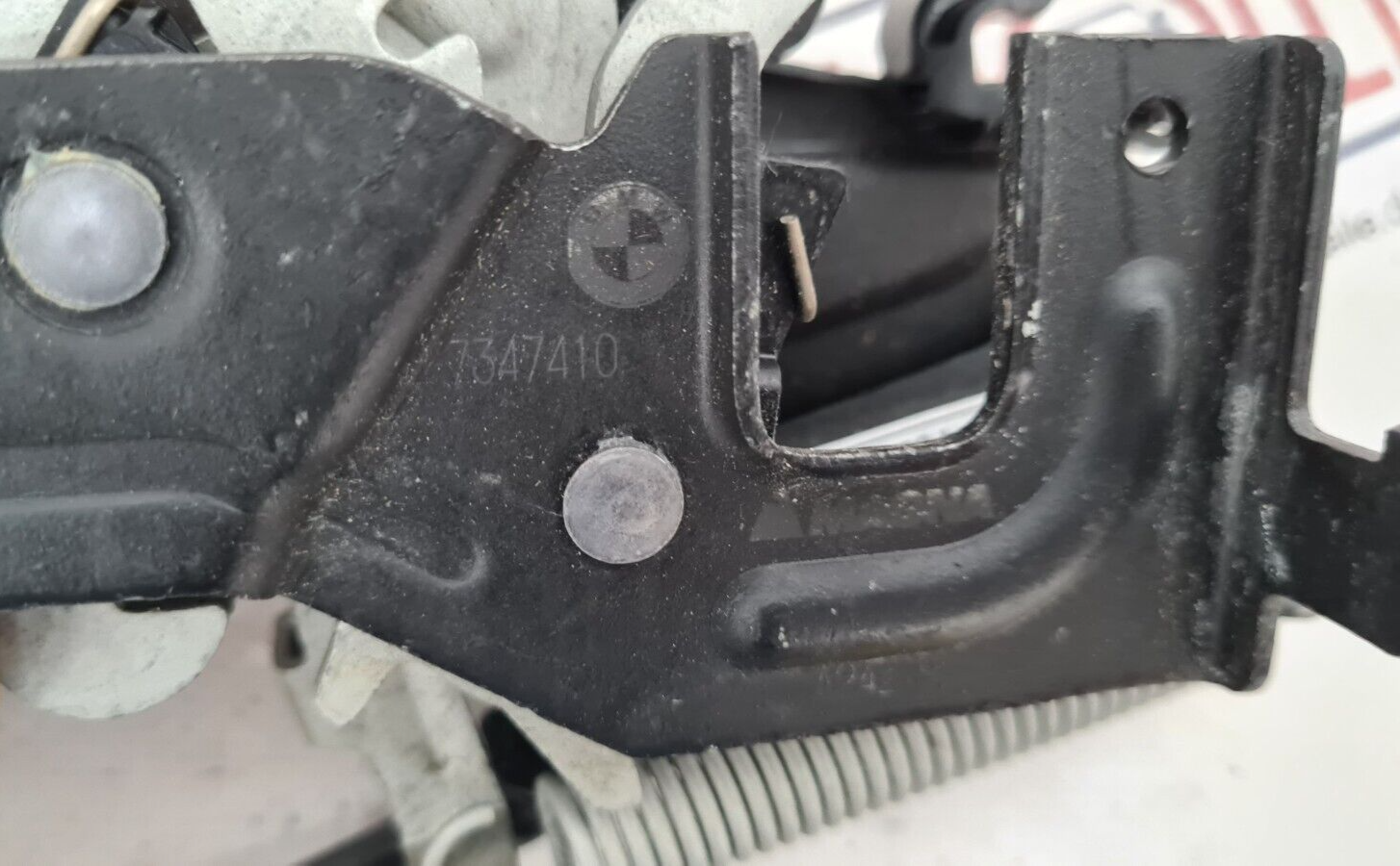 Original BMW Motorhaubenschloss Schloss links Lock left 51237347410 ...