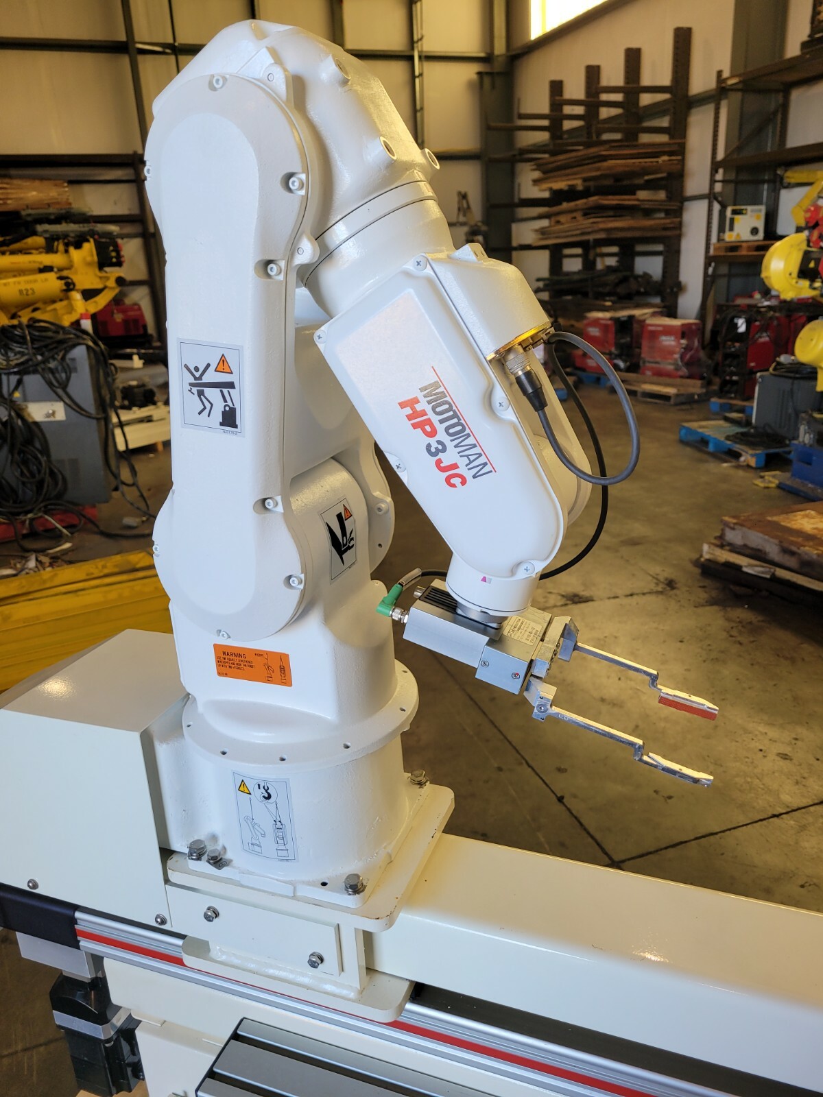 Yaskawa Motoman HP3JC Industrial Robot with NX100 Controller with 10 ft ...
