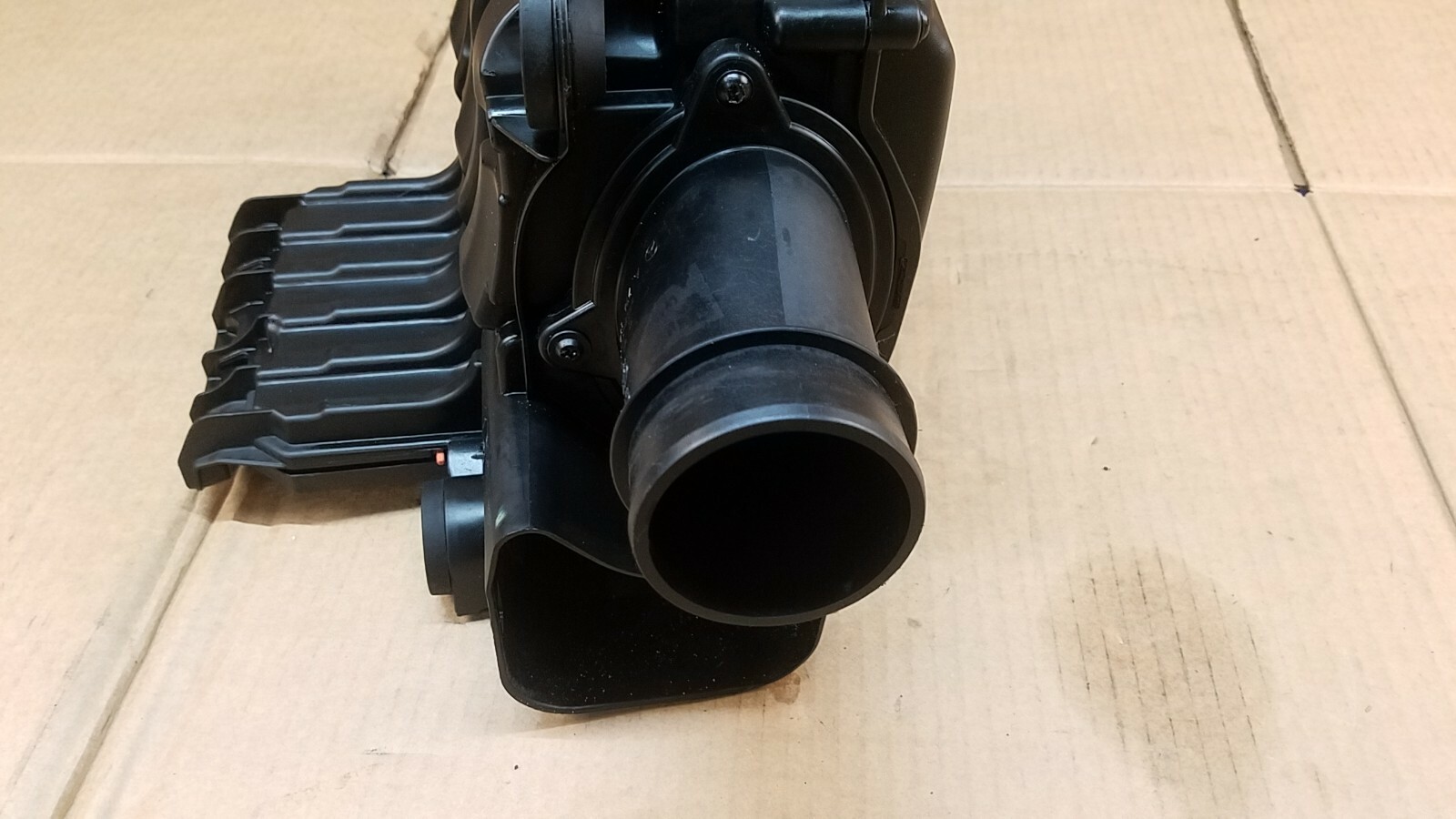 ⭐⭐ OEM 16-19 INFINITI Q50 17-18 Q60 AIR CLEANER INTAKE BOX 2.0L 16500 ...