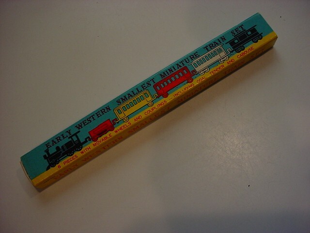 NM/M w/BOX 1960's JAPAN Early Western SMALLEST MINIATURE TRAIN SET ...