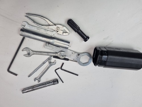 Tool kit Yamaha YZF-R1 R1 09-14 14B-28100-00 | eBay