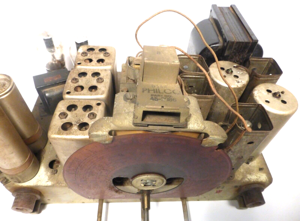 vIntage PHILCO 640 CONSOLE: Untested CHASSIS w/ ALL 7 TUBES & SHADOW ...