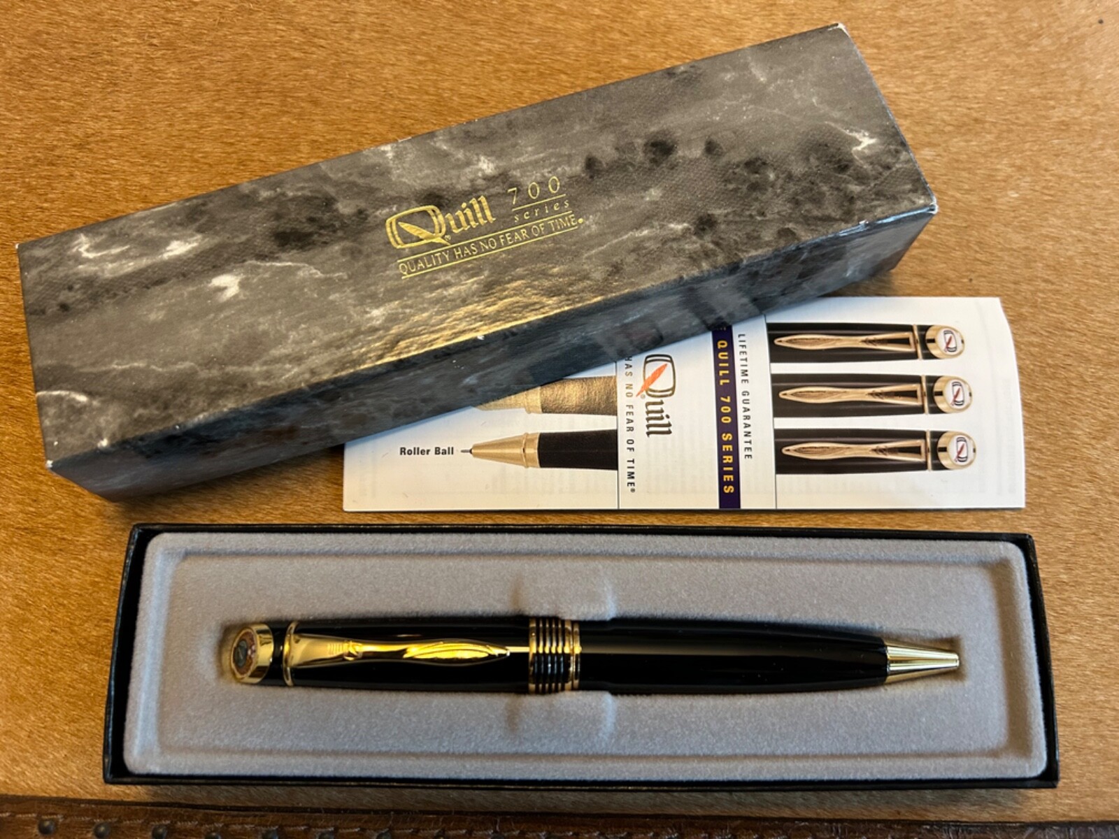 Quill 700 Series Pen (MICA) Black & Gold, Halton Regional Police Box ...