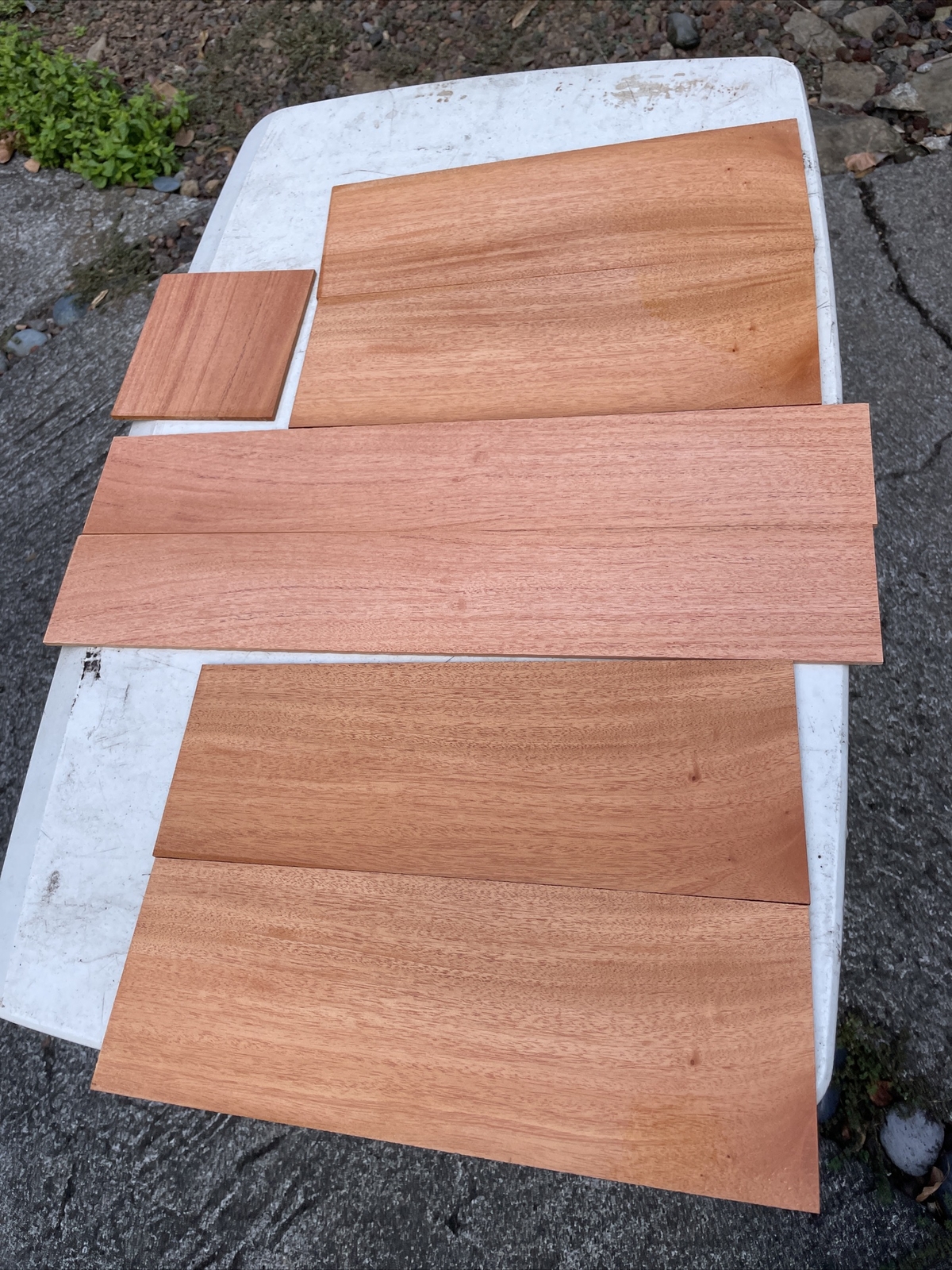 Hawaiian True Mahogany 6 piece concert ukulele set | eBay