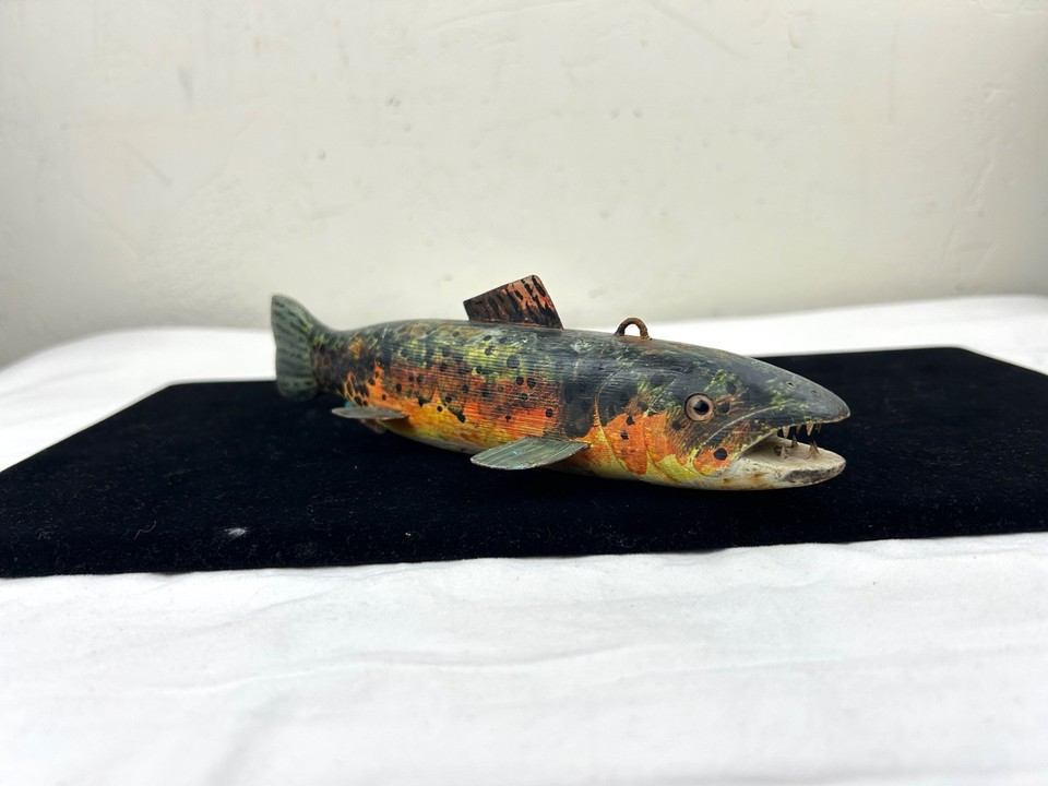 Antique American Ice fishing Carved wood Painted Decoy / Lure | eBay