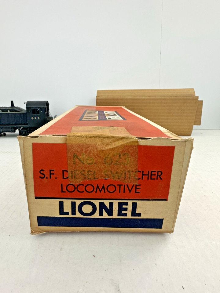 Post war vintage Lionel #623 Santa Fe Diesel Switcher Locomotive WORKS ...