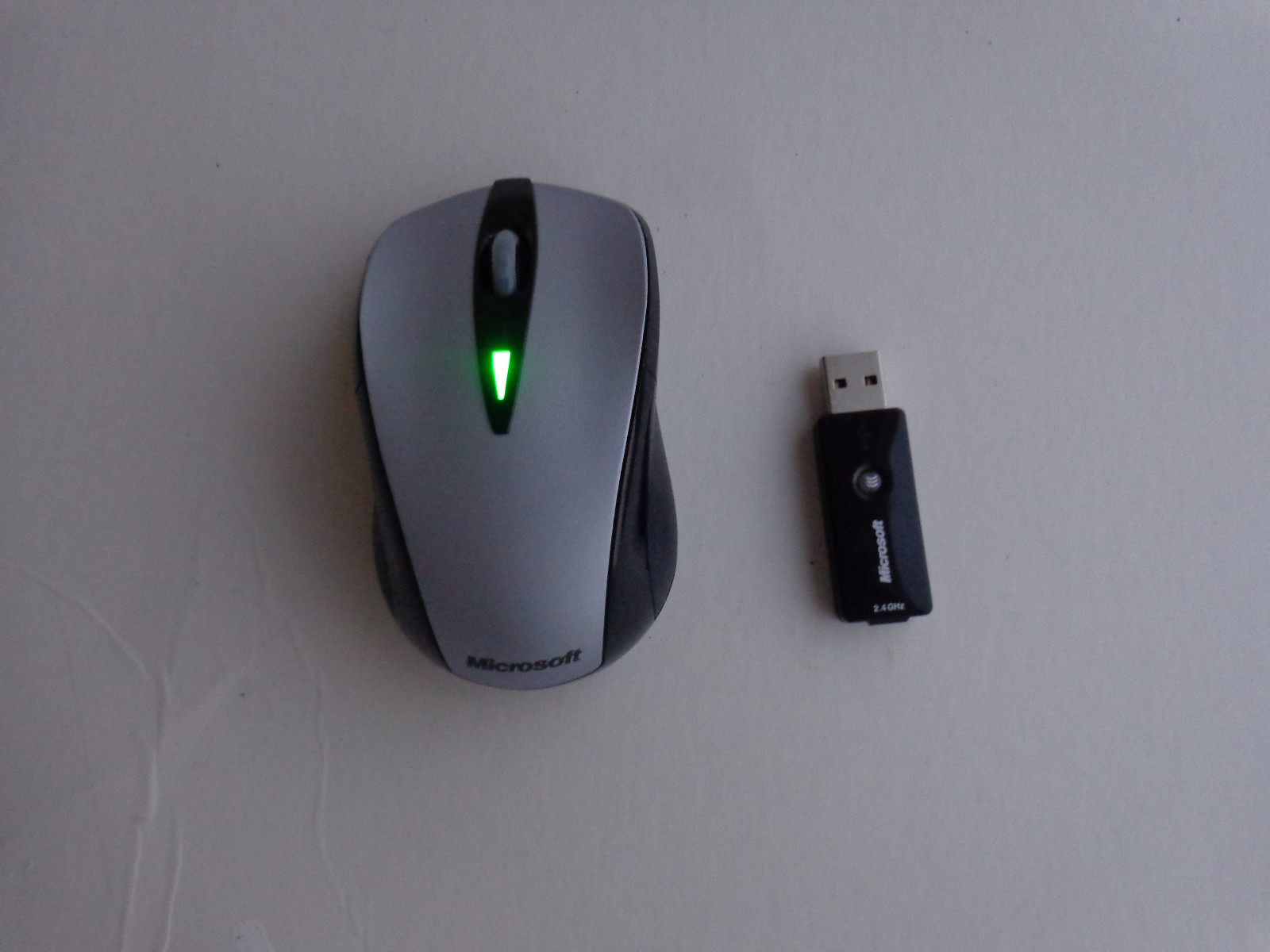 Microsoft Wireless Notebook Laser Mouse 7000 With Receiver Mac/Win USB ...