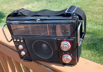 Very good sound! Radio Shack SW-100 Multi-Band Receiver-AM/FM/CB/SW/TV ...