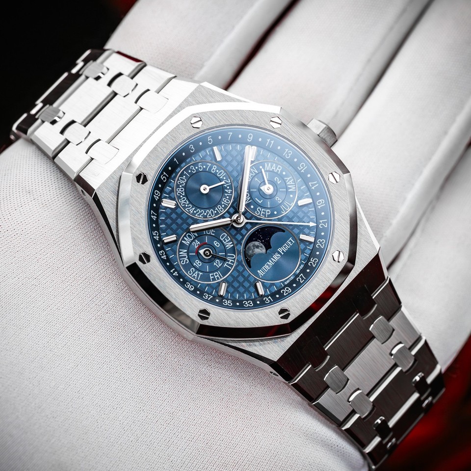 Audemars Piguet Royal Oak Perpetual Calendar Blue 26674ST.OO.1320ST.01 ...
