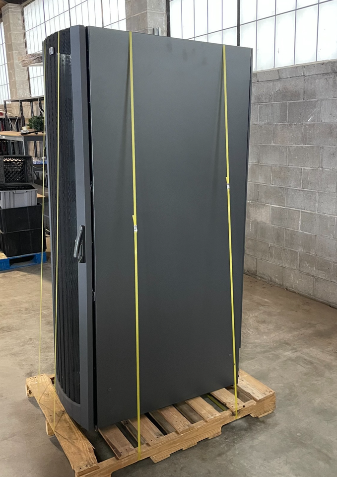 HP 42U Server Rack Cabinet Enclosure w/ Mesh Doors - Compaq 10K Series ...
