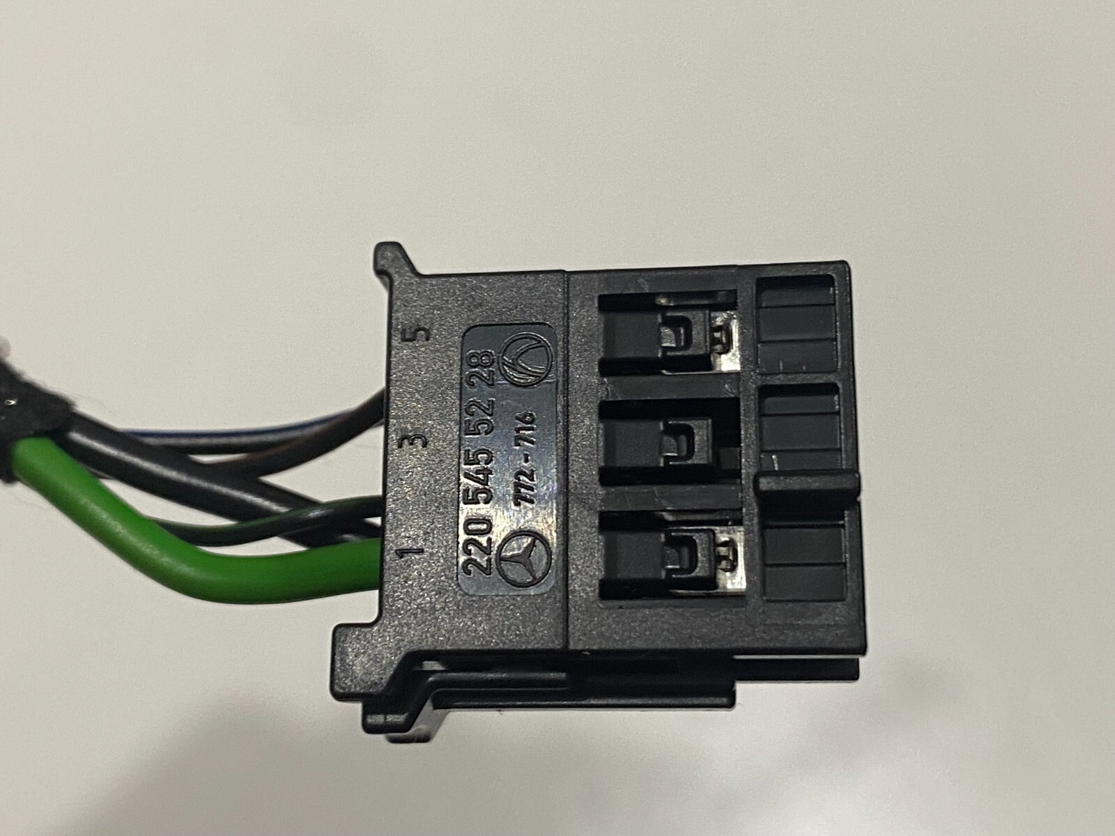 Genuine Mercedes-Benz Wiring Loom Harness Plug Connector A2205455228 5 ...