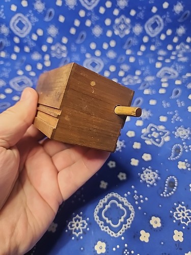 VINTAGE CHATTERBOX LOFTIS PERFECTION PUSH PULL TURKEY CALL PUSH BUTTON ...