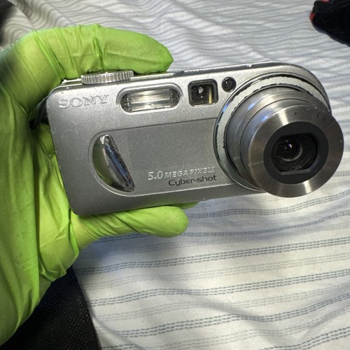 Sony Digital Camera Cybershot DSC-P10 5.0MP Silver W Battery Untested ...
