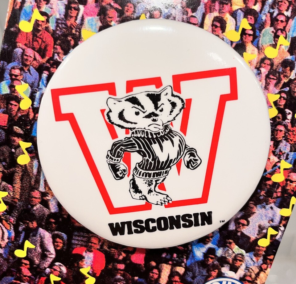 Wisconsin Badgers 3" MUSICAL pinback Pin button Vintage 1989 - RARE ...