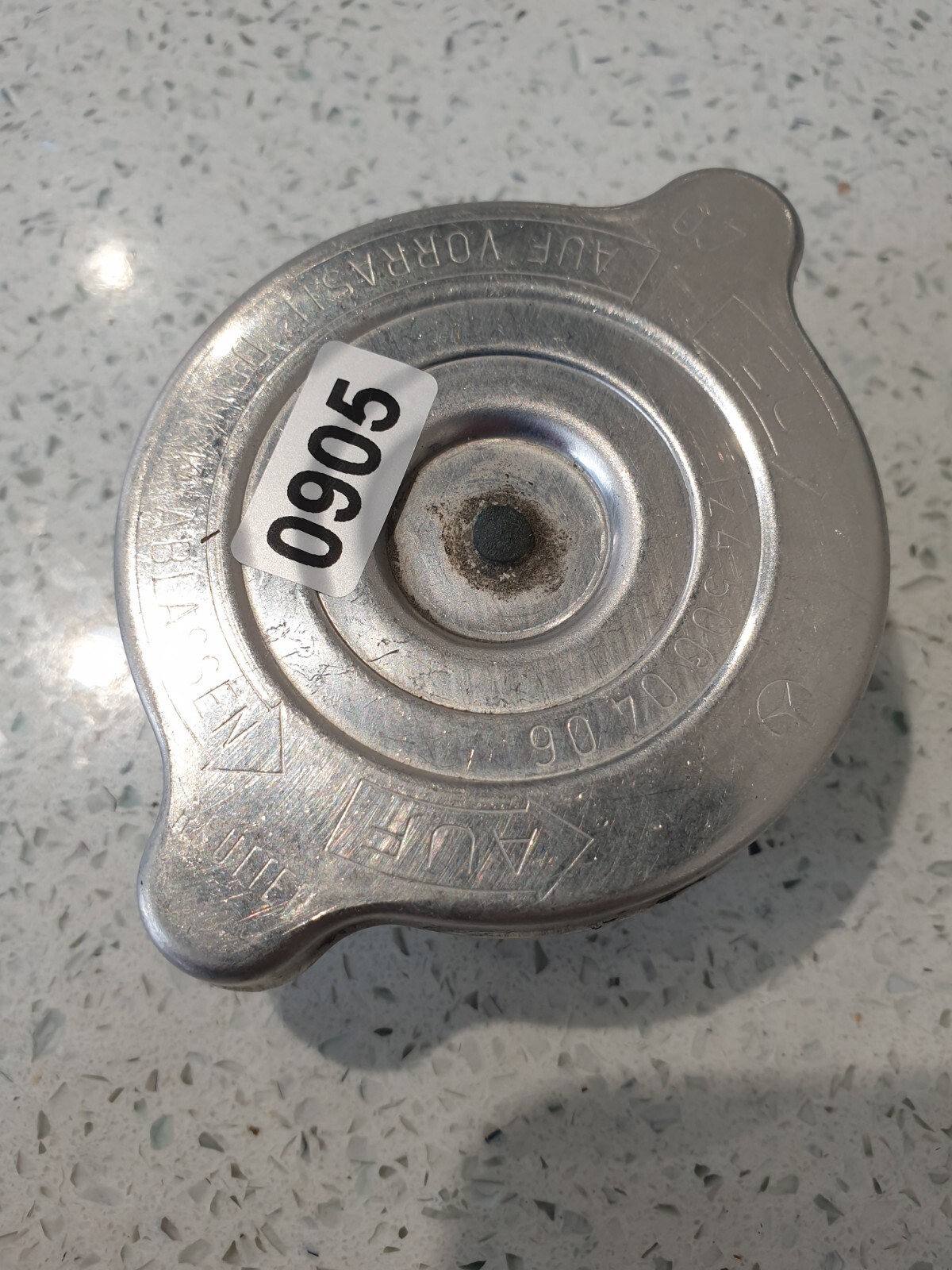 Mercedes R107 W123 W124 W201 W126 Coolant Reservoir Tank Cap 1245000406 ...