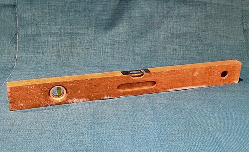 Vintage Exact Wooden Level Model 209-24 · 24 inches - Made In USA 1950s ...