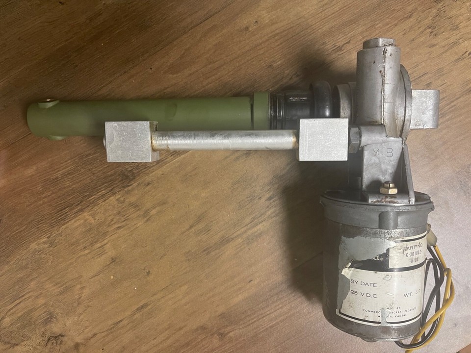 Cessna Flap Actuator Transmission Assembly PN: C301001-0308 with Motor ...
