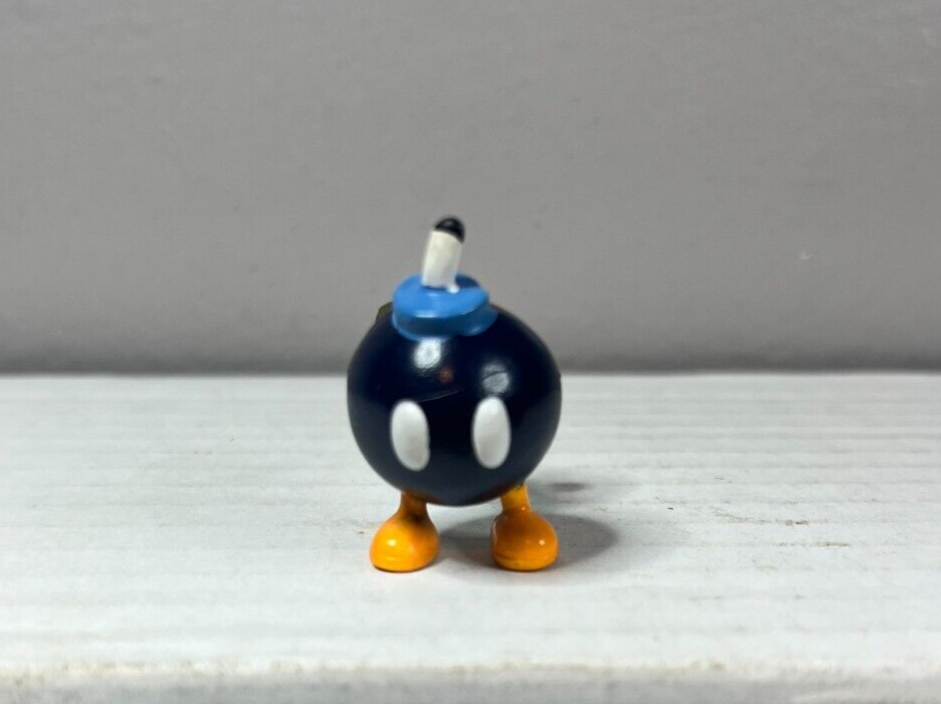 2007 - Nintendo - Bob-Omb - 1.5in PVC Action Figure - Super Mario World ...