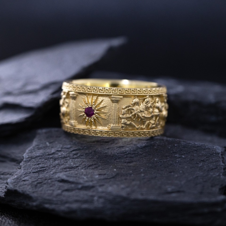 18k Solid Yellow Gold Ring with Alexander the Great Sarcophagus Relief ...