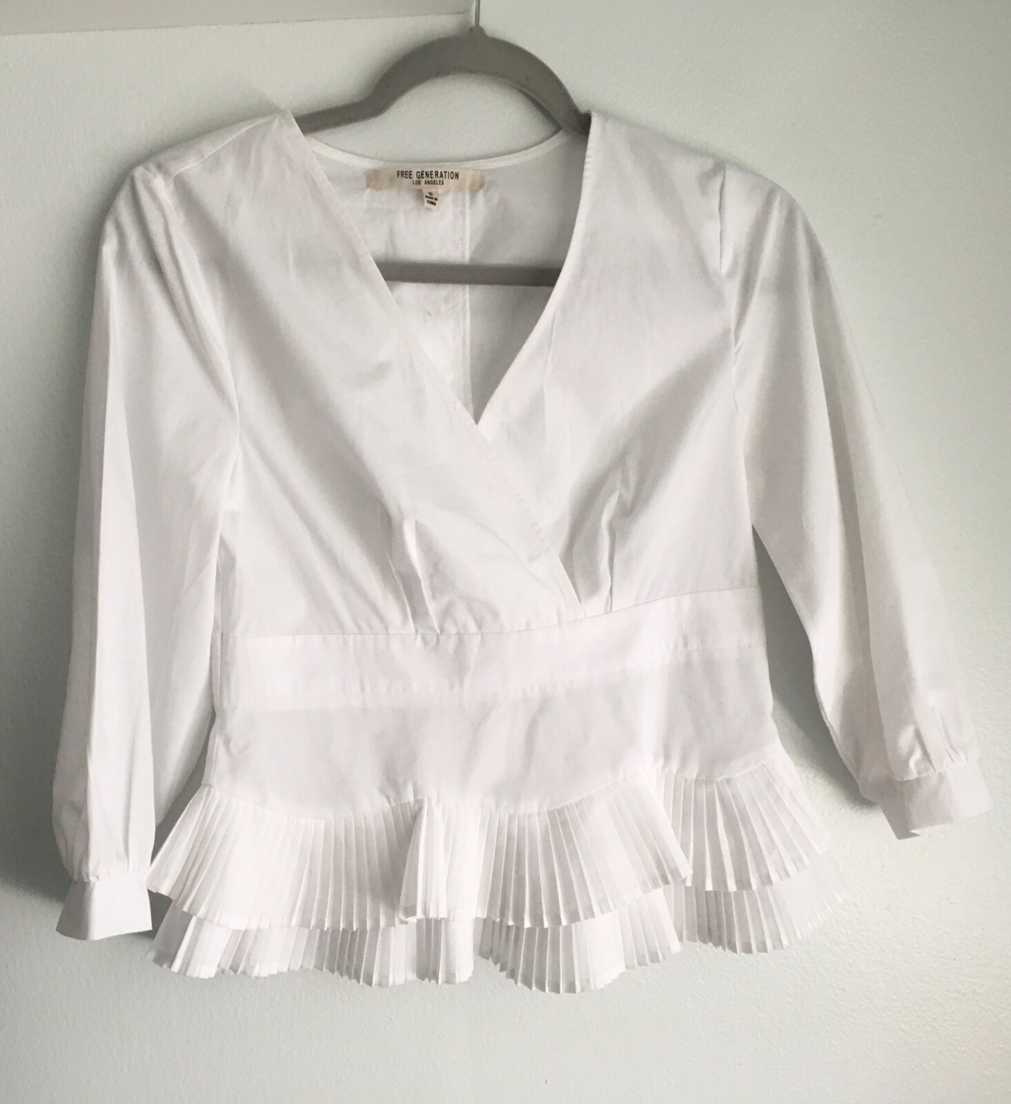 Free Generation pleated ruffle button back blouse, si… - Gem