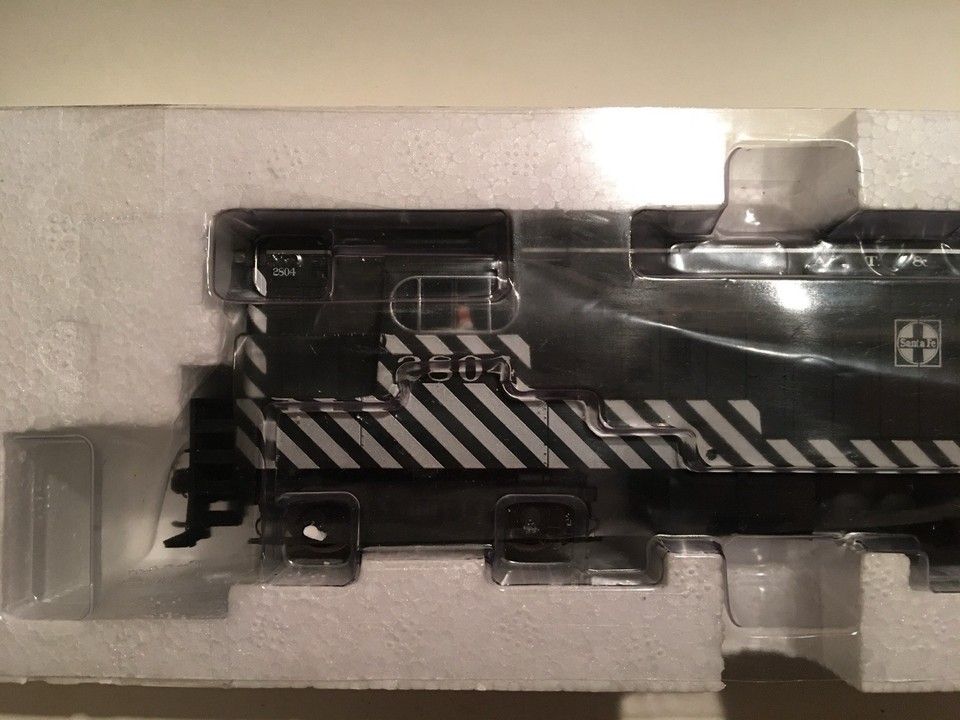 HO Atlas Master Series 9516 Santa Fe H16-44 Powered Diesel Locomotive ...