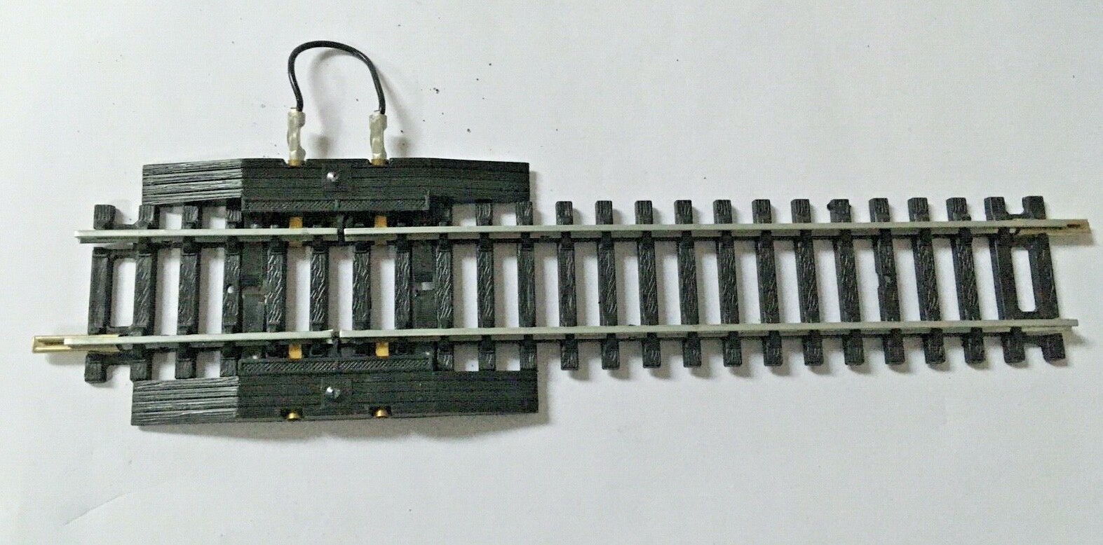 Hornby Steel Track R618 Insulating Track - R600 length | eBay