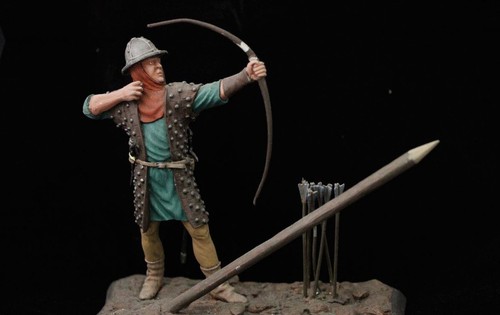BARTON MINIATURES BM/B4 - LONGBOWMAN AGINCOURT 1415 - 90mm WHITE METAL ...