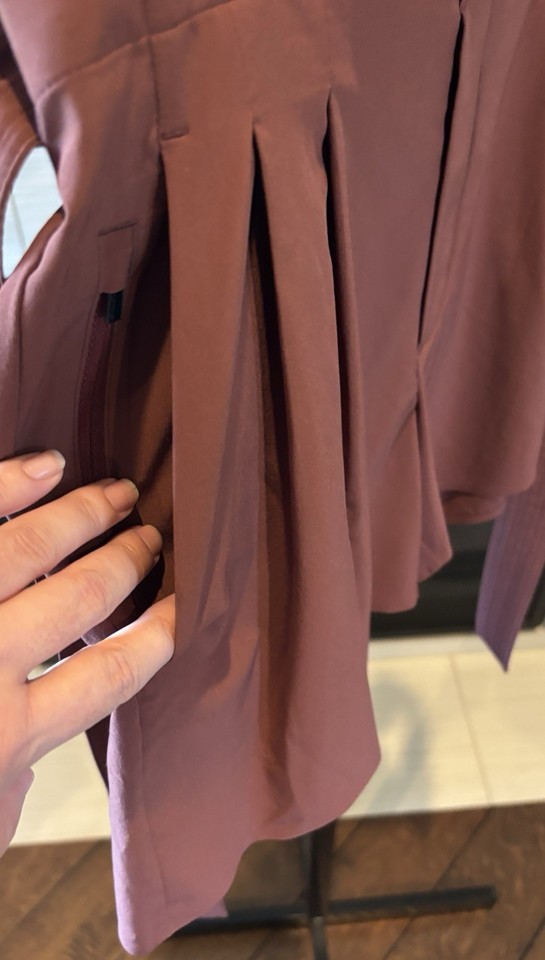 Athleta SKYLINE SHORT II Casual Paper Bag High Waist Women’s SZ 12 ...