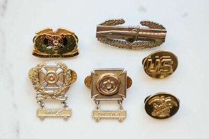 USA Military Pins - Rifle, Driver, US,Knife, Supporting Victory | eBay