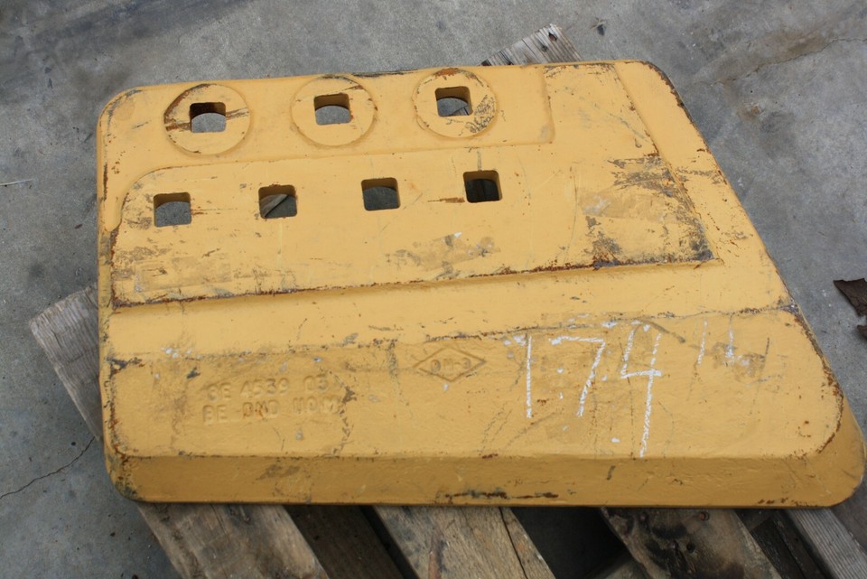 New Genuine Cat 8E 4539 cutting edge end bit Right Hand for D8-9 Dozers ...