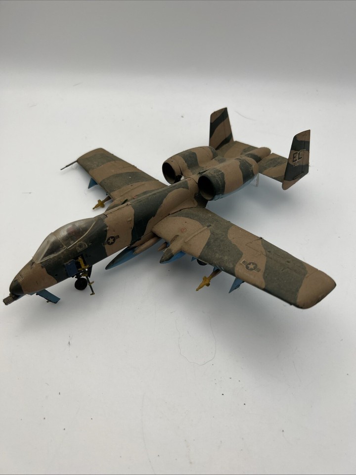 Collection of 16 Vintage Military Airplanes JETS Models Kits Dusty AS ...