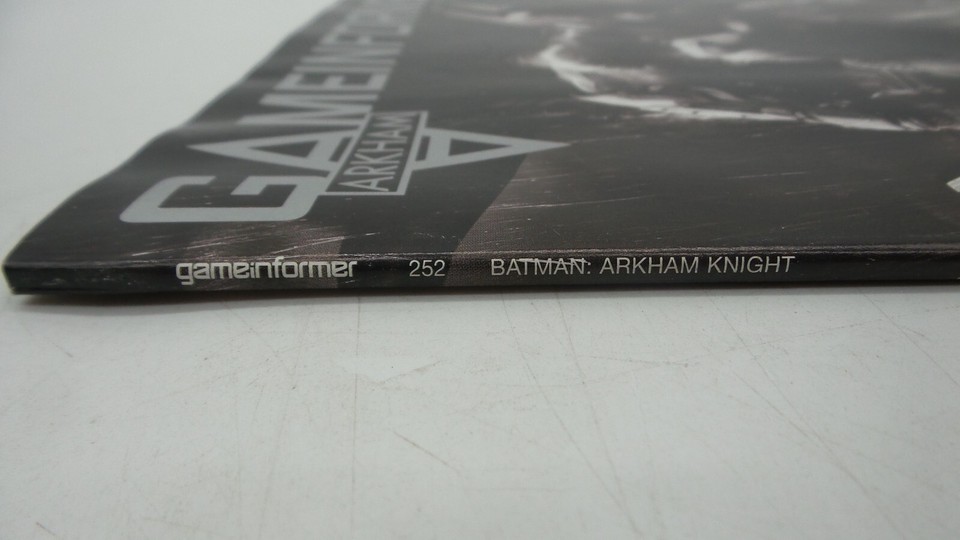 Batman: Arkham Knight Game Informer Magazine April 2014 Issue #252 ...