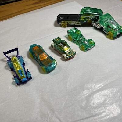 Lot hotwheels cars (including Hot Wheels Super Rig X-Trayn Hauler Green ...