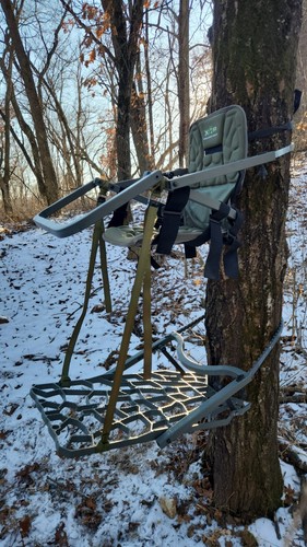 XOP Ambush Sit and Climb Climbing tree stand hunting Aluminum (Like ...