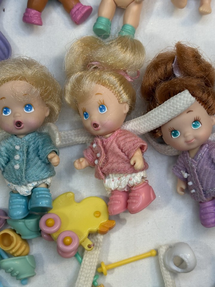 21 Assorted 2" Dolls VTG MATTEL, HASBRO, CORGI, KENNER, TYCO, LIDDLE ...