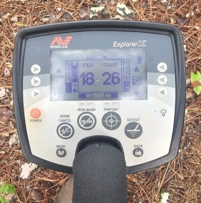 Minelab Explorer SE Metal Detector w/ Excelerator EQ2 Coil Bag Manual ...