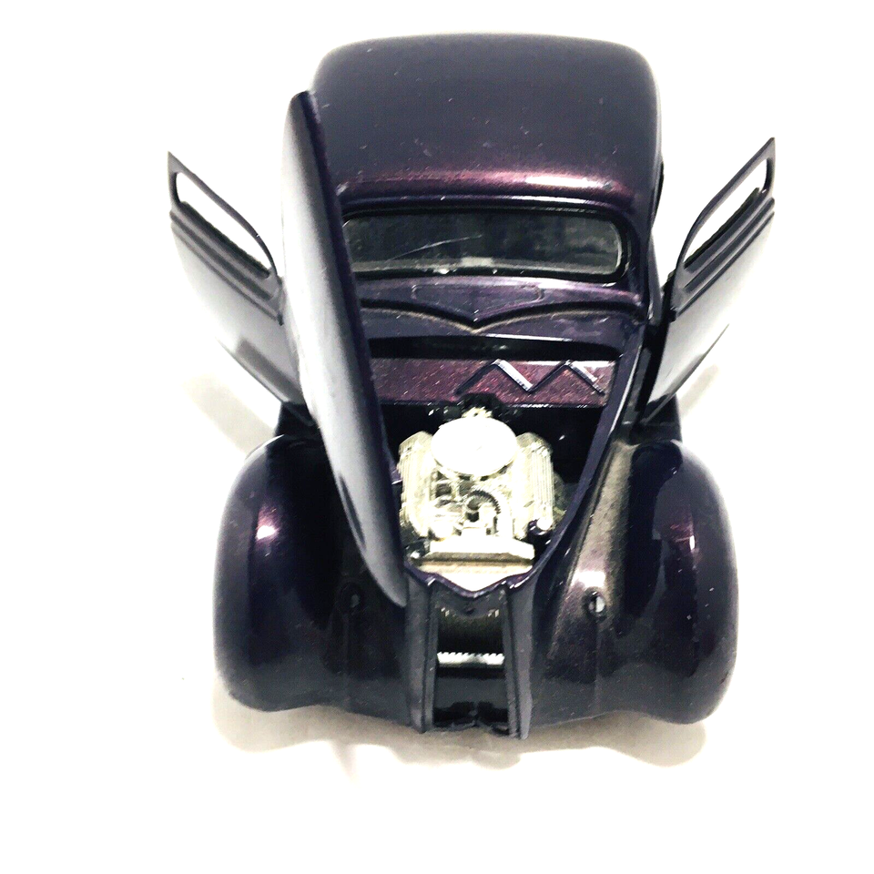 Muscle Machines Funline Ford Motor Company Purple Coupe 1/24 Diecast ...