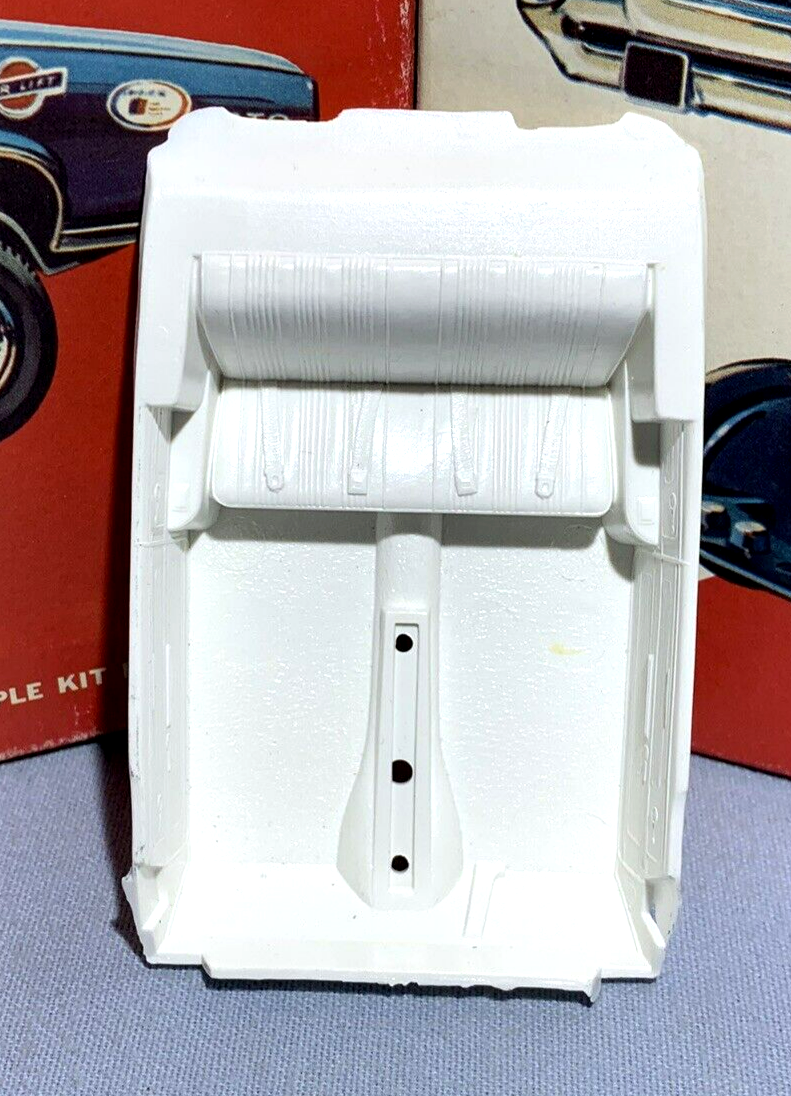 MPC 1967 PONTIAC "GTO" ANNUAL KIT#1167-200 AMT 1/25 NOS INTERIOR TUB ...